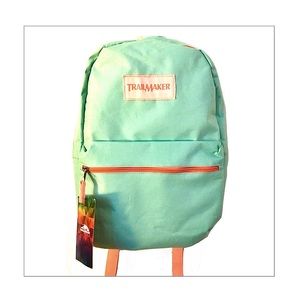 Trailmaker | Bags | Nwt Trailmaker Classic Lightweight Day Backpack ...